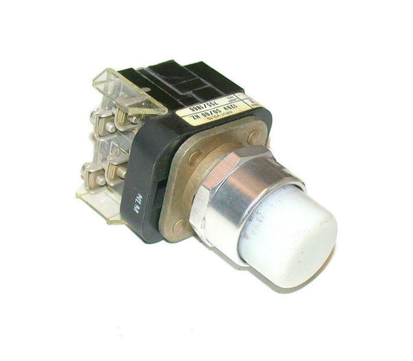 ALLEN BRADLEY 800T-PB16 ILLUMINATED WHITE PUSHBUTTON 1 N.O. 1 N.C.