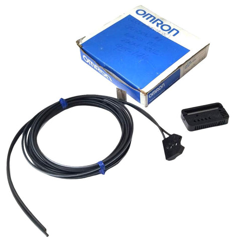 Omron E32-L25 Photoelectric Switch Fiber Unit W/ E39-F4 Cutting Tool