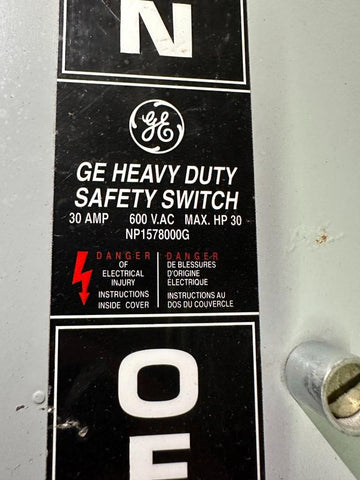 General Electric NP1578000G Fusible Heavy Duty Safety Switch 600VAC 30