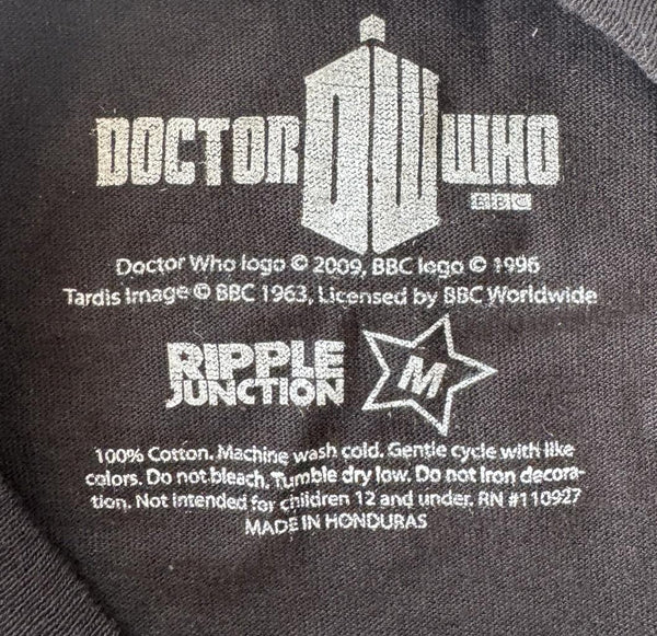 Ripple Junction Men's Doctor Who The Angels Have The Phone Box Shirt S