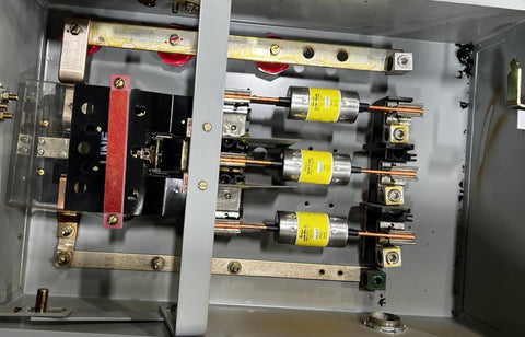 Eaton Cutler-Hammer P3F364RGNH Fusible Bus Plug 200A 600V 3 Ph 4 Wire