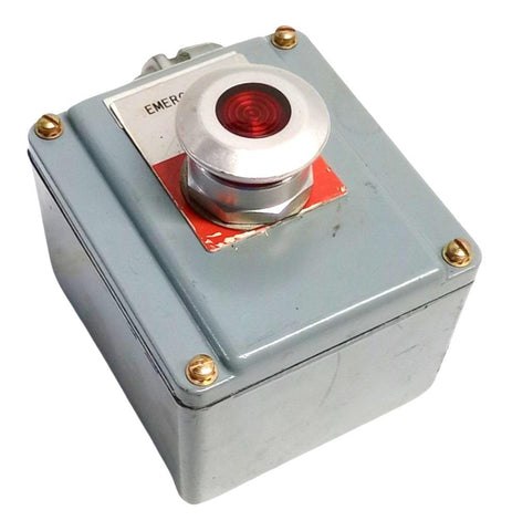 Allen-Bradley 800T-1TZ Push Button Enclosure W/ 800T-FXQ20 Red Emerg S ...
