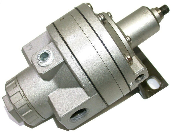 SMC AIR IL BOOSTER RELAY 3/8" NPT w/ BRACKET