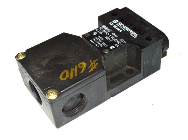 SCHMERASAL AZ16ZVRK SAFETY INTERLOCK SWITCH