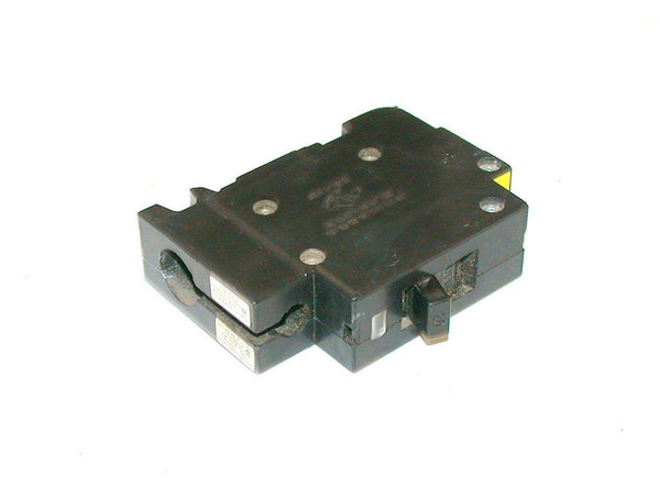SQUARE D 20 AMP SINGLE-POLE CIRCUIT BREAKER 120/240 VAC MODEL EHB14020
