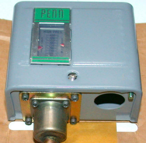 New Johnson Controls P70AA-6 Pressure Control Unit Range 50/450 PSIG