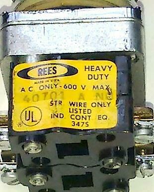 Rees 40701 E-Stop 2-Position Lock Out Push Pull Maintained Pushbutton