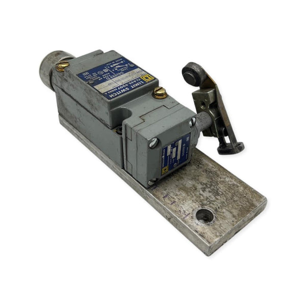 Square D C54B2 Limit Switch 9007 Series A – Surplus Select