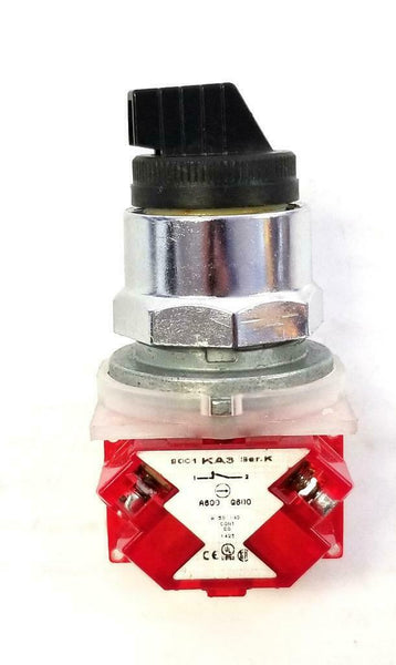Square D 8001-KA3 2 Position Selector Switch W/ KA3 Contact Block