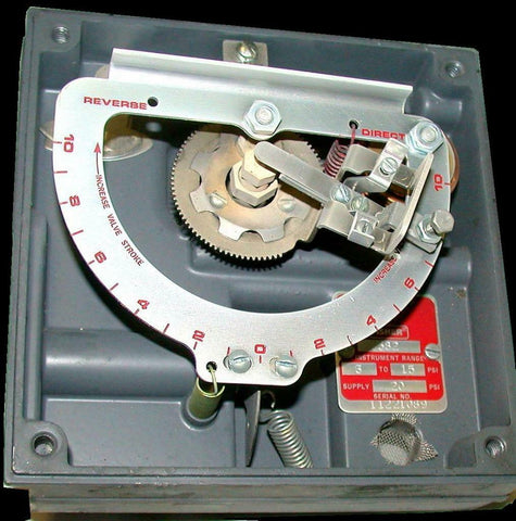 Fisher Controls 3582 Valve Positioner Supply 20 PSI Operating Range 3-