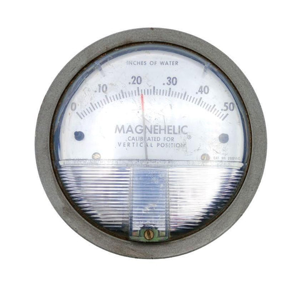 Dwyer Magnehelic 2001/2C Vertical Pressure Gauge 0 - .50" Water 1/8" N