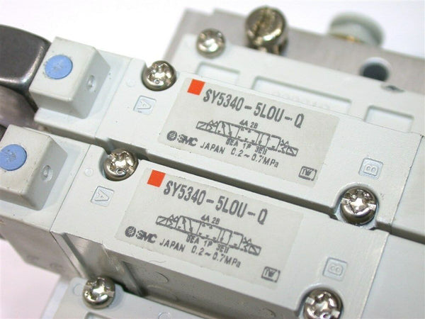 NEW SMC 2 SOLENOID 24V STACK UP BANK ASSEMBLY SY5340-5L0U-Q