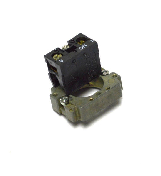 NEW TELEMECANIQUE ZB2BZ102 MOUNTING BASE W/ 1 NC CONTACT | Surplus Select