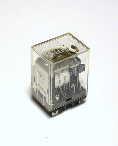 BRAND NEW OMRON 8-PIN RELAY 24VDC (5 AVAILABLE)