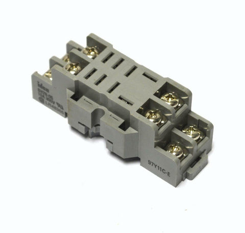 NEW IDEC SH2B-05 RELAY SOCKET 8 PIN 10 AMPS 300 VOLTS