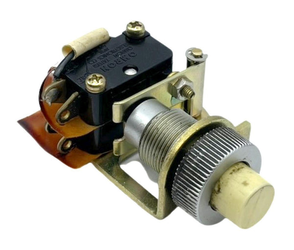 Omron 2VAP-1W 2-Stage Push Button Switch SPDT - White