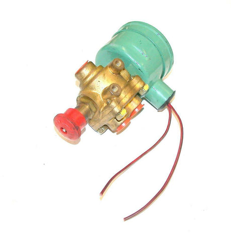 NEW ASCO RED HAT SOLENOID VALVE 110/120 VAC 1/4 NPT MODEL EF8342C3MS