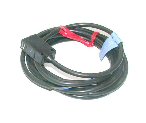 KEYENCE PZ-51LT PHOTOELECTRIC SENSOR 12-24 VDC