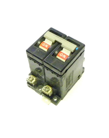 FUJI ELECTRIC CP32D 2-POLE CIRCUIT BREAKER 250 VAC 3 AMP