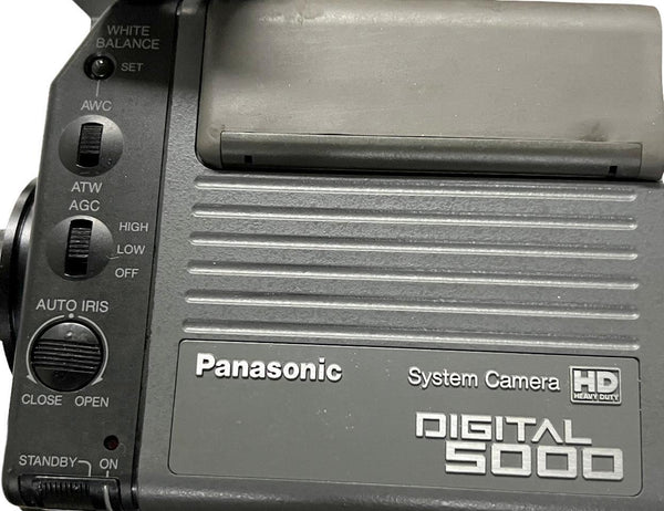 Panasonic WV-D5000 Heavy Duty Digital 5000 System Camera With 3274 Len