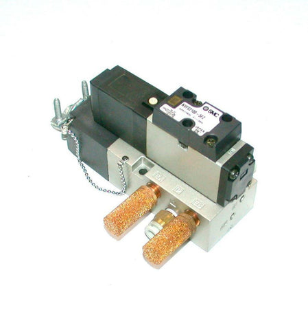 SMC NVFS2100-5FZB SOLENOID VALVE W/STRAIGHT AIR FITTINGS AND MANIFOLD